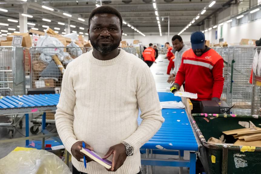 Bpost neemt nieuw distributiecentrum in Evere in gebruik | BRUZZ