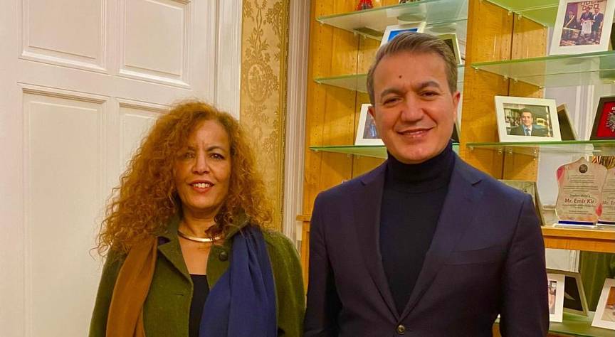 Malika Mhadi stapt over naar de lijst van burgemeester Emir Kir | BRUZZ