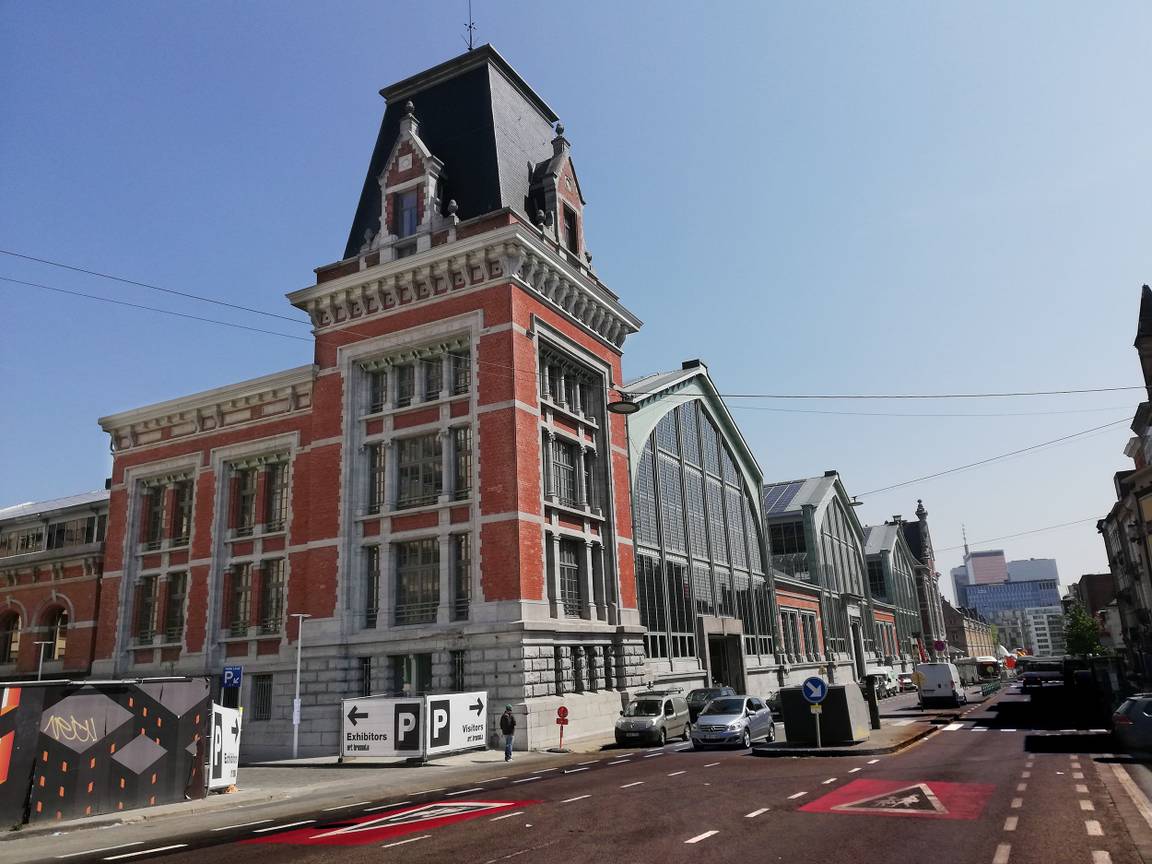 Persoon gewond bij steekincident nabij Thurn & Taxis | BRUZZ