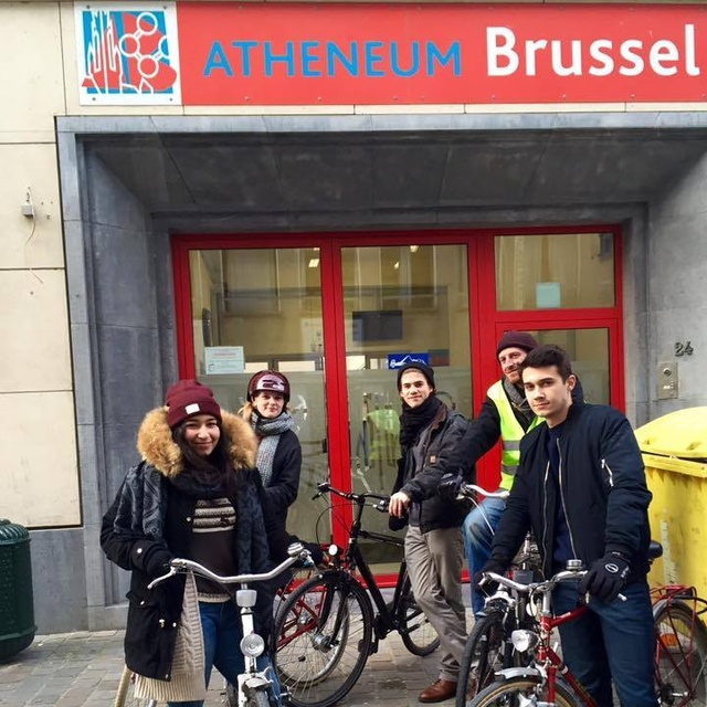 Atheneum Brussel start schooljaar meteen met afstandsonderwijs | BRUZZ