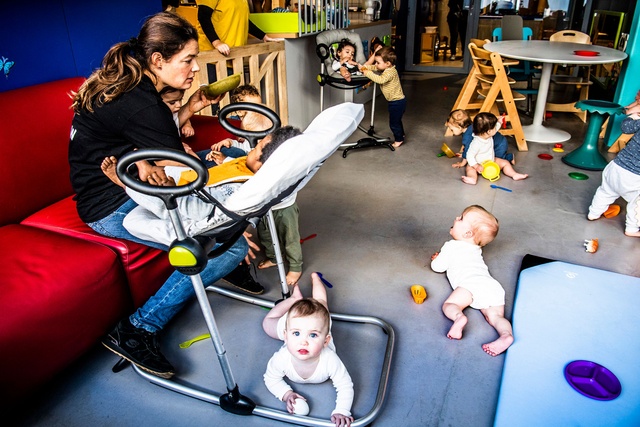 Een week in de crèche: 'Luiers verversen en eten geven, voor iets ...