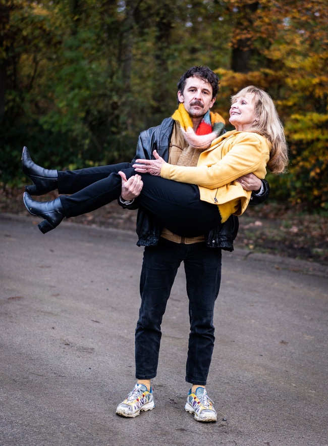 Cédric Eeckhout invite ‘Jo’ sur le plateau: ‘La vie de ma mère n’a rien ...