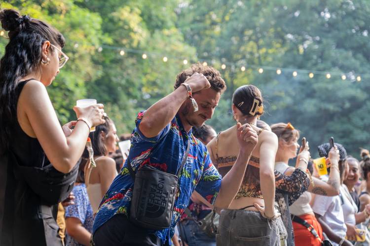 ICE homepage | BRUZZ