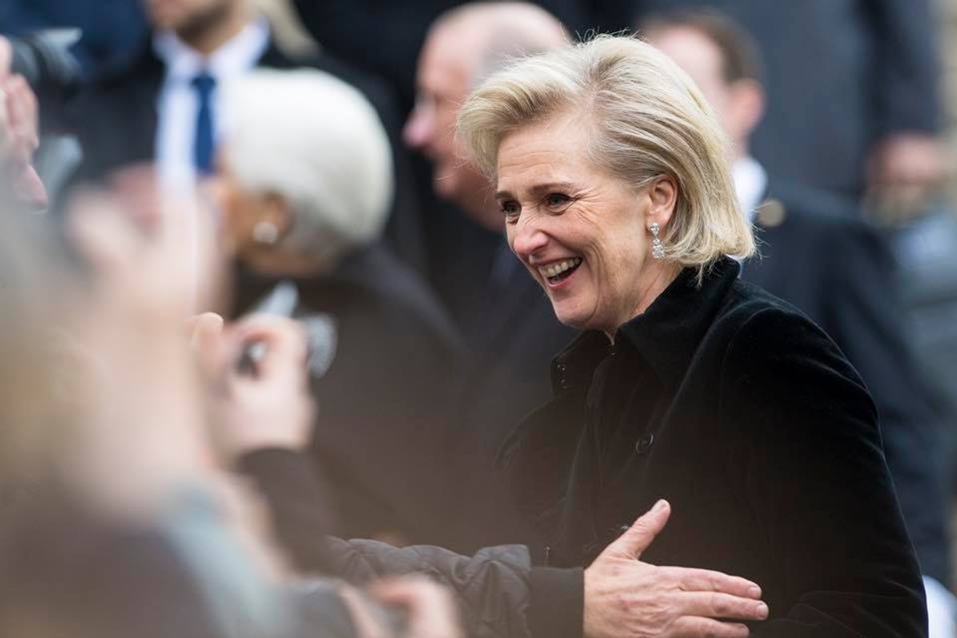 Prinses Astrid en Lorenz vol lof over toekomstige schoonzoon | BRUZZ