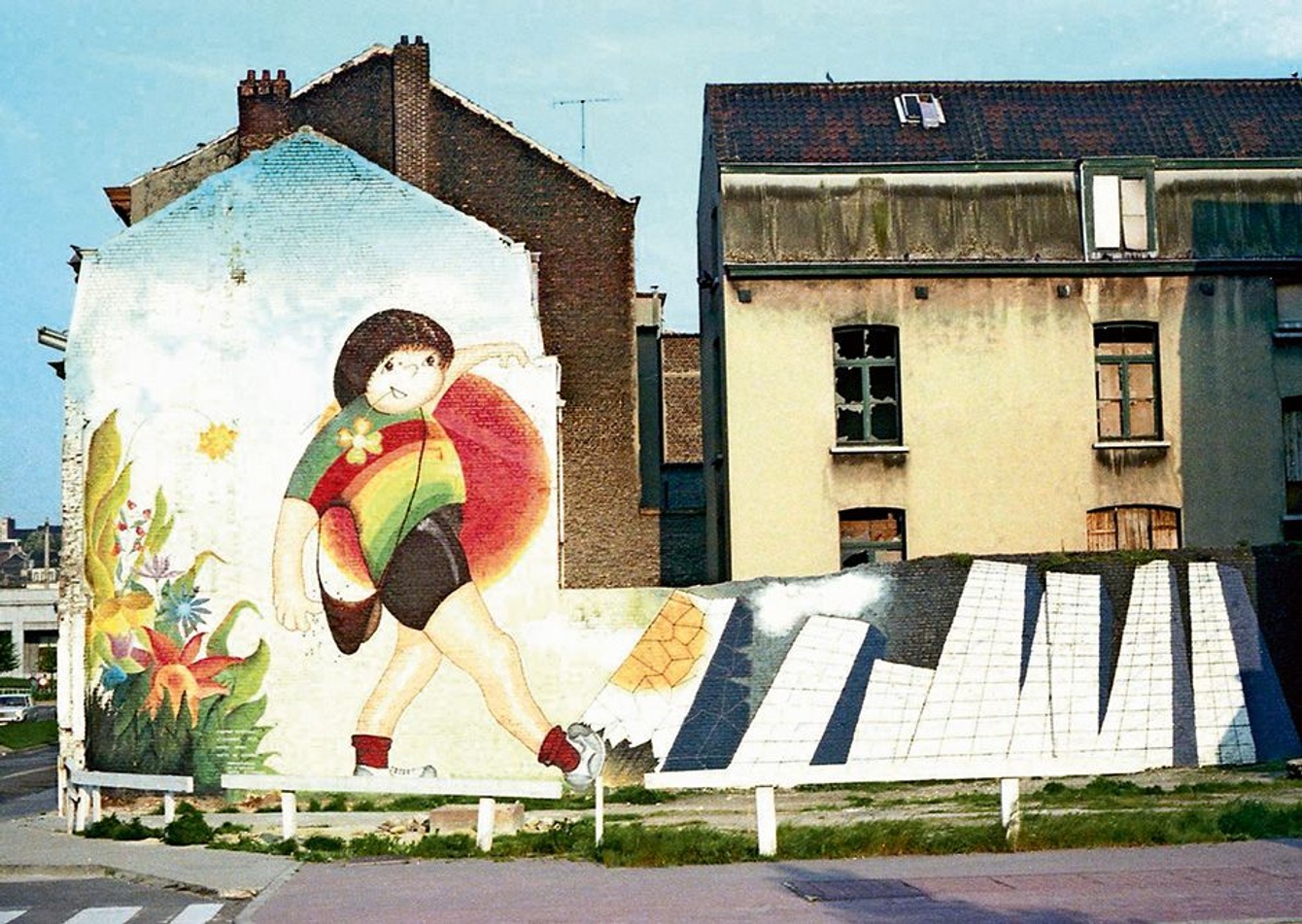 De vergeten muurschilderingen van de Noordwijk | BRUZZ