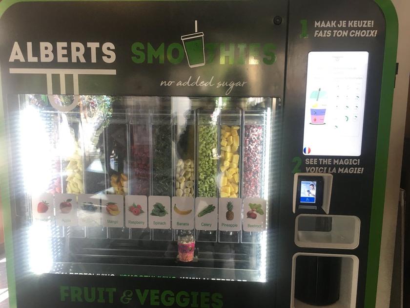 Oud VUB-studenten maken automatische smoothie-machine | BRUZZ
