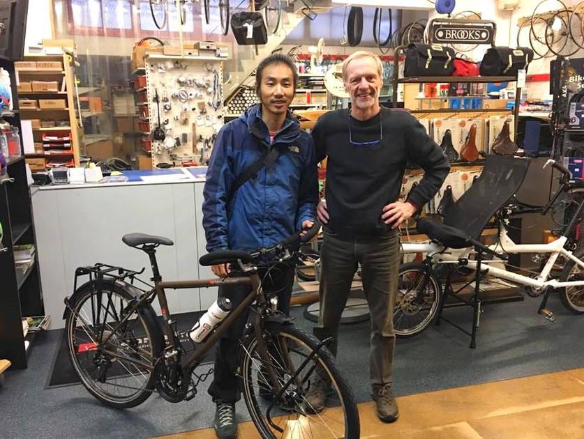Gestolen fiets Chinese toerist al terugbetaald via crowdfunding | BRUZZ