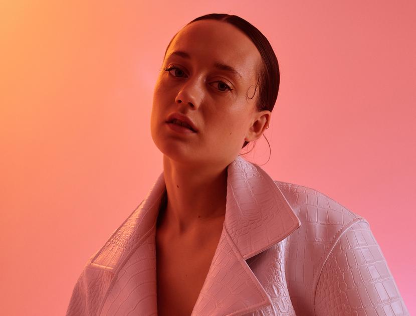 Pop singer Tessa Dixson is a bunch of personalities: 'Don’t even try to ...