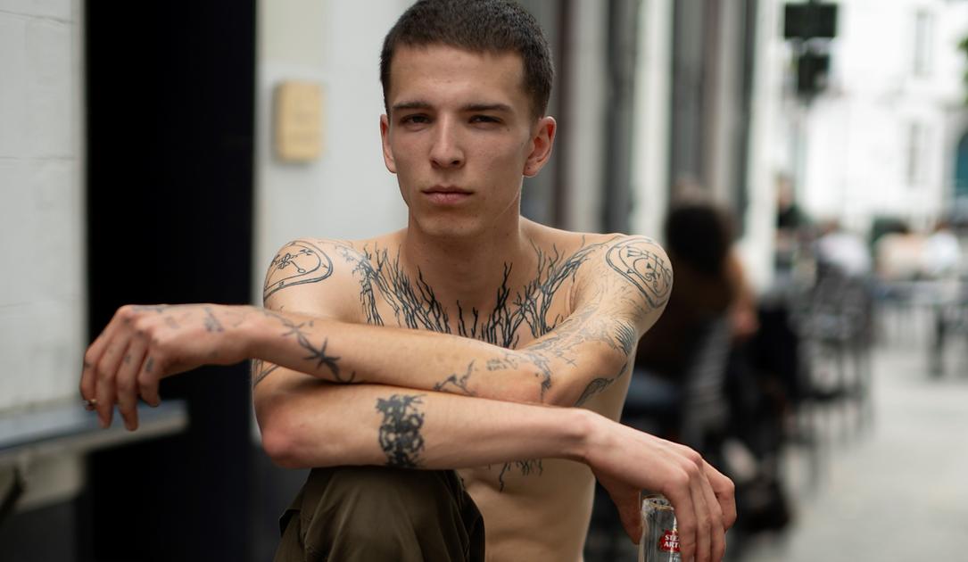 Danser Misha Demoustier: ‘Obsessief met iets bezig zijn, dat heb ik van ...