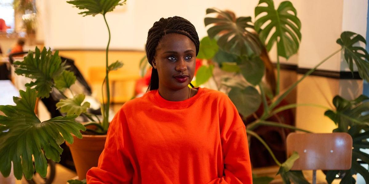 Actrice Aminata Demba: 'Ik zou me nog geen Brusselaar noemen' | BRUZZ