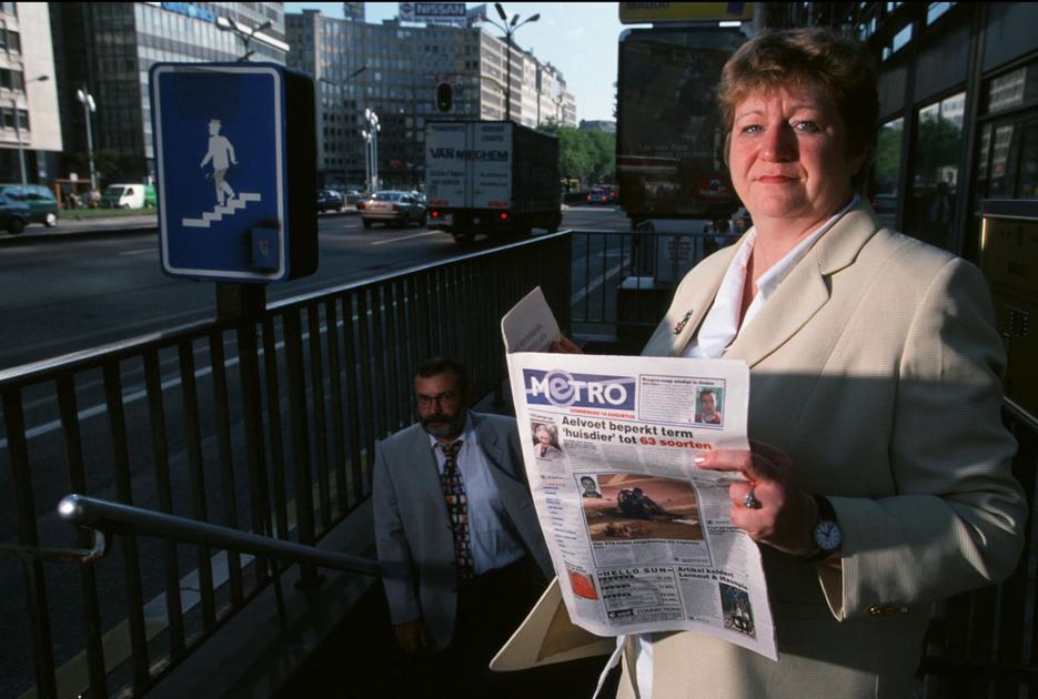 Laatste editie van gratis krant Metro vandaag | BRUZZ