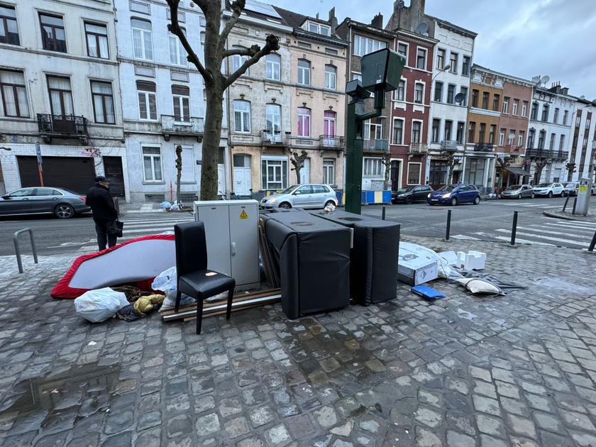 Vier keer minder pv's voor openbare netheid in Schaarbeek in vier jaar ...