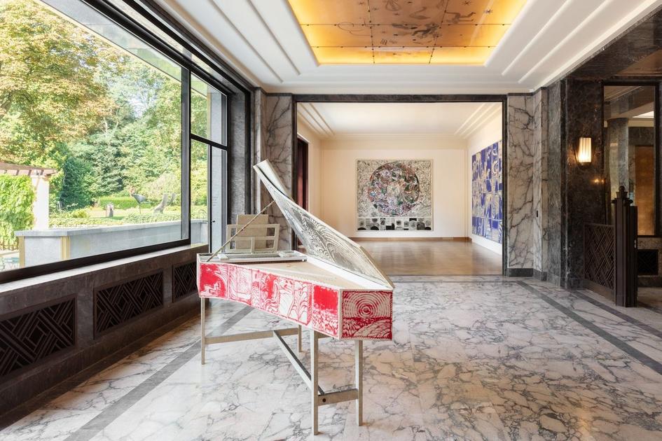 Pierre Alechinsky in Villa Empain: overweldigende reis door het oeuvre ...