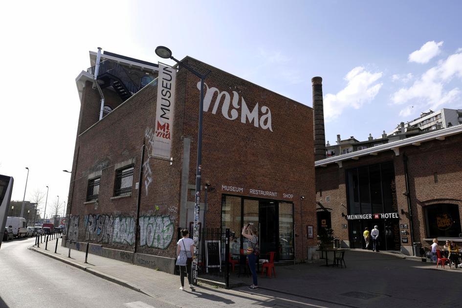 Boekenverkoop van Rode Kruis vindt plaats in voormalig MIMA-museum | BRUZZ