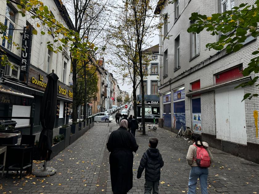 Persoon gewond door glasscherf in nek in Schaarbeek | BRUZZ