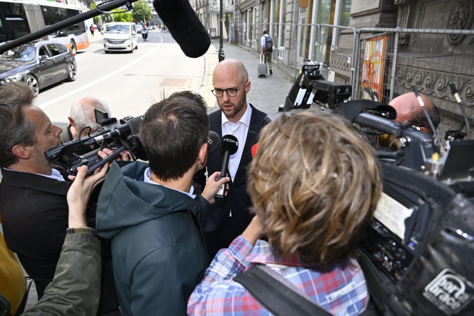 Leisterh (MR) blijft strijdvaardig na formatievergadering zonder meerderheid | BRUZZ