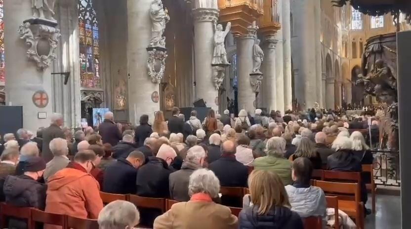 Belgische muziekwereld brengt laatste groet aan operalegende José van ...
