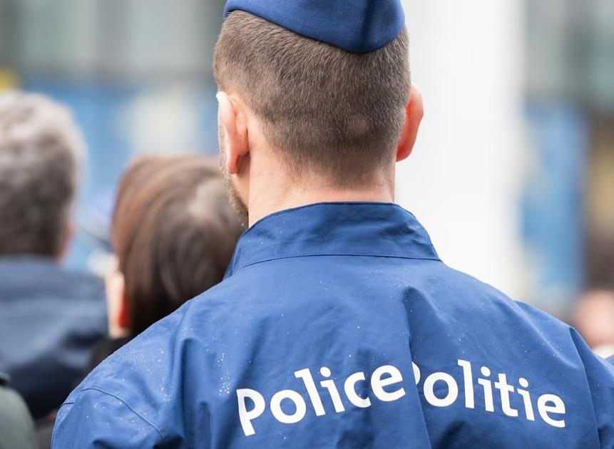 Politie vindt 26 kilo cannabis en 30.550 pillen bij huiszoeking in ...