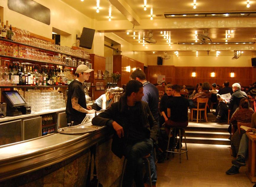 BRUZZ Night Guide - CAFÉ BELGA | BRUZZ