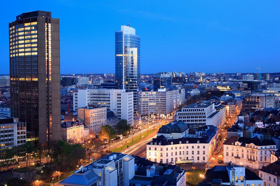 25 jaar geleden startte Nederlandstalige stadstelevisie in Brussel | BRUZZ