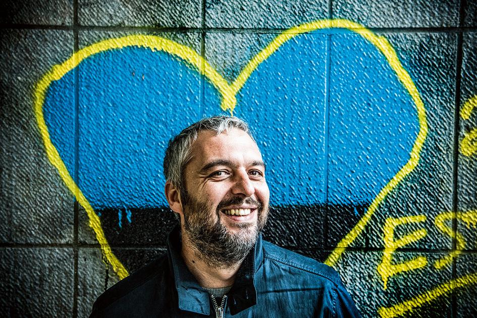 Romanschrijver Jérôme Colin: 'Sluit pubers niet uit' | BRUZZ