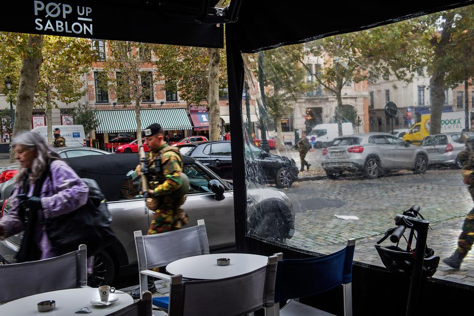 Brussels parlementslid Sabbe wil parkeerplaatsen tijdelijk omvormen tot ...
