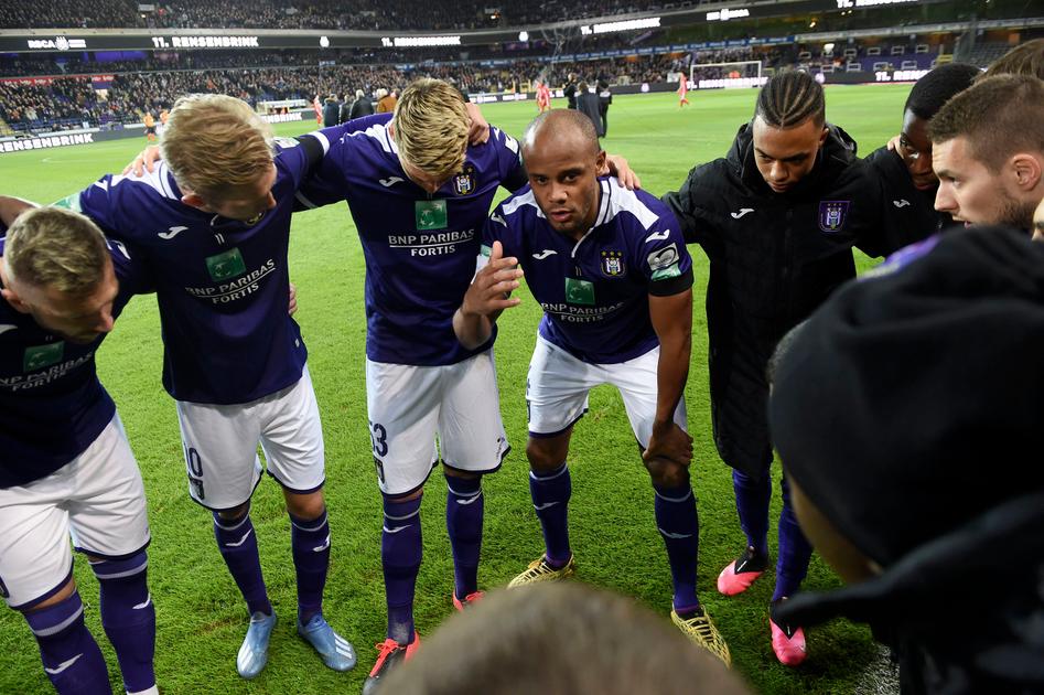 RSCA wil abonnees aan zich binden met 20 procent korting | BRUZZ