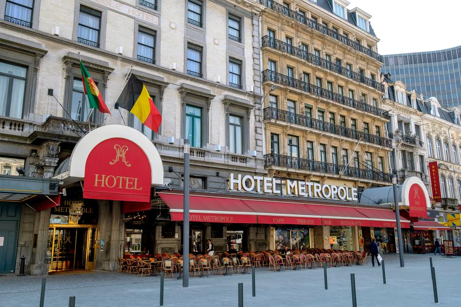 Ex-medewerkers heropenen café Métropole | BRUZZ