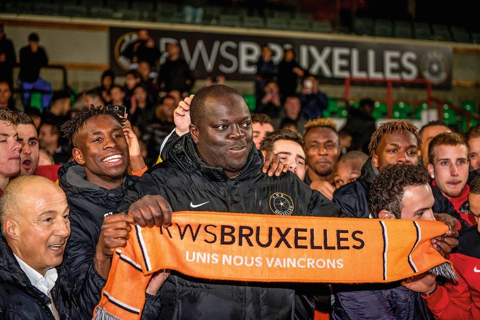 Voetbalmakelaar John Bico legt klacht neer tegen ex-eigenaar White Star ...