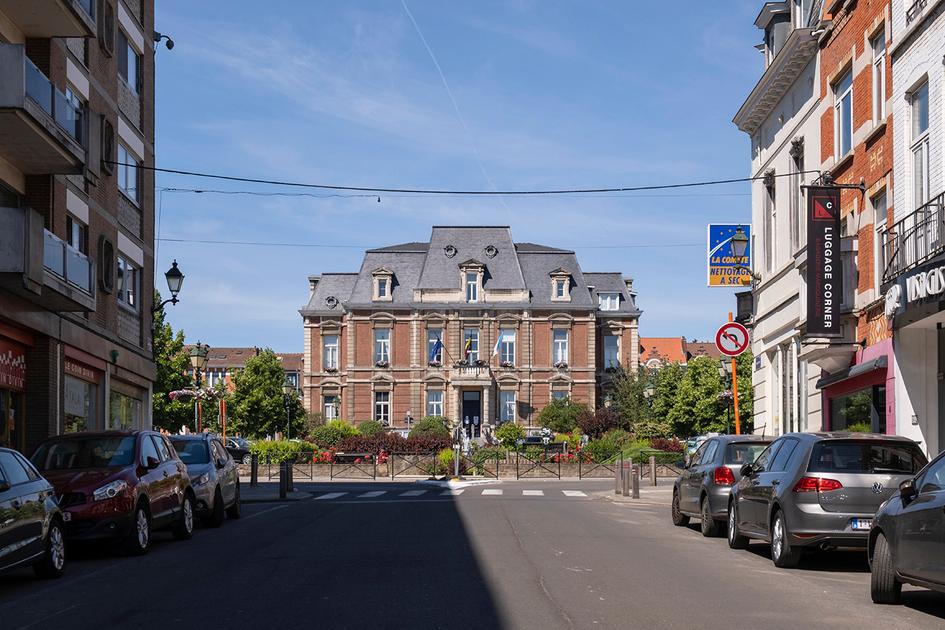 Ukkel vraagt neutraliteit van het gemeentepersoneel | BRUZZ