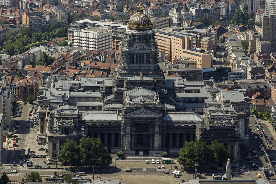 Regie der Gebouwen betaalt alsnog boete voor ontbreken milieuvergunning ...