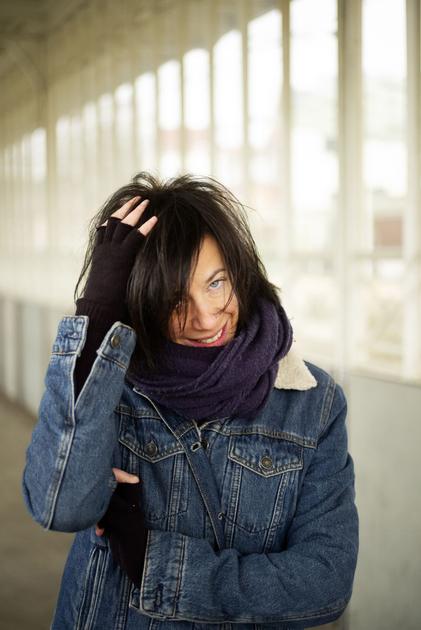 Under the skin: wat kruipt er onder de huid van pianiste Paulette ...