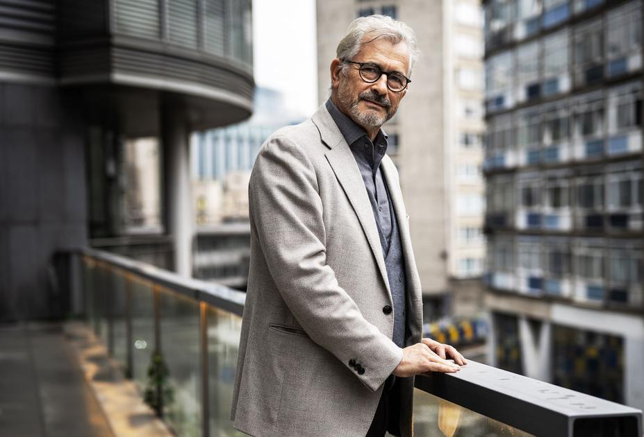 Bernard Clerfayt (DéFI) tijdelijk afwezig als minister | BRUZZ