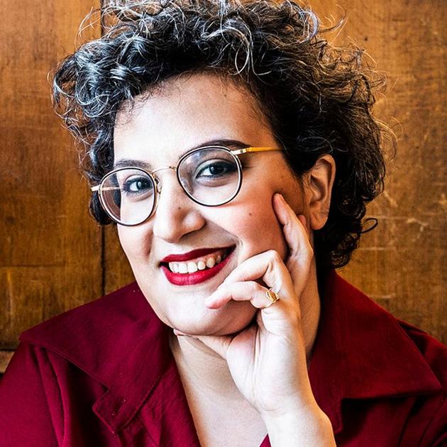 Stand-upcomedian Dena Vahdani: 'Met kippenbouillon, wijn, room en look ...