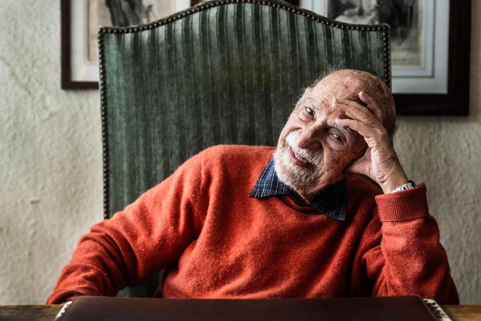 Jules_ari onlyfans she is stylish, clever, quite young, and