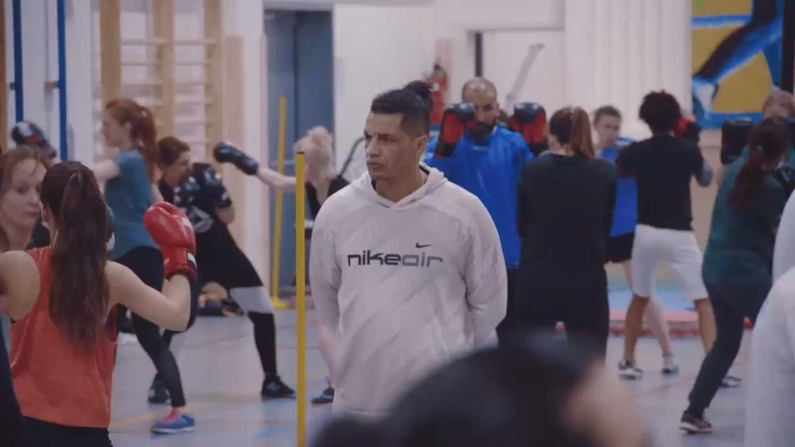 Coach Mohamed Idrissi: 'Boksen heeft mijn leven zin gegeven' | BRUZZ