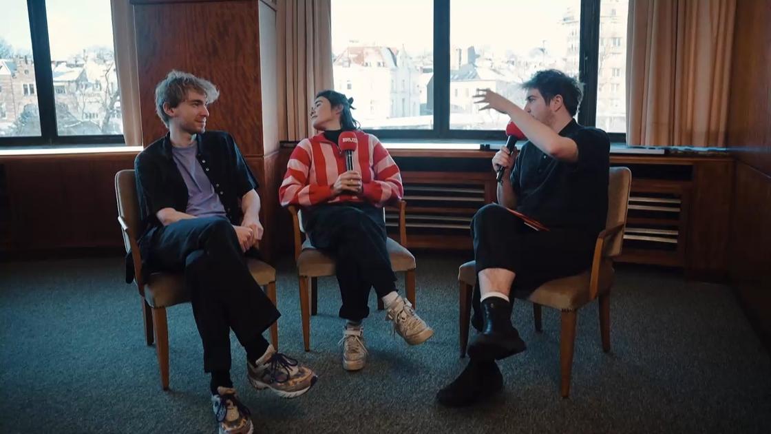 Aili over nieuwe muziek: 'Als we samenwerken, gebeurt alles spontaan' | BRUZZ