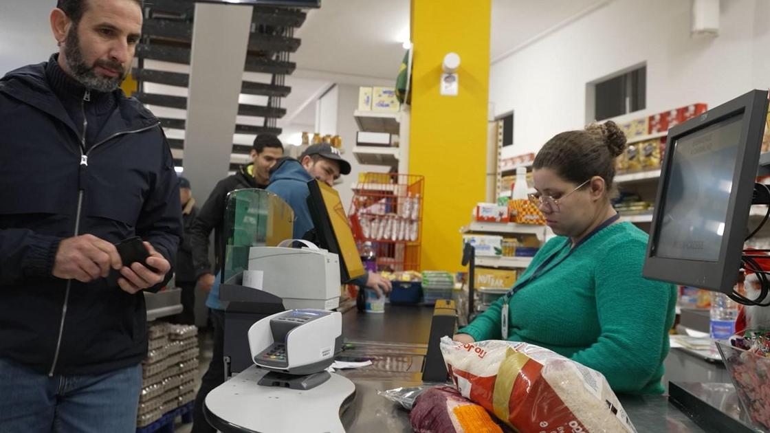 Brazilian supermarket Magasin Carvalho: 'Our meat is outstanding' | BRUZZ