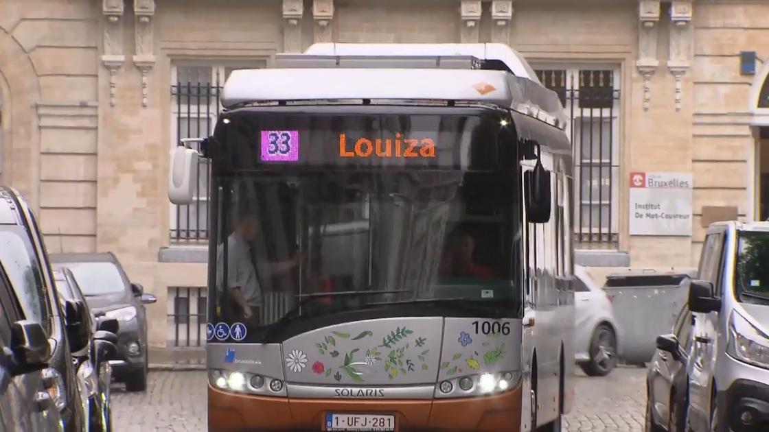 Eerste rit met elektrische MIVB-bus op lijn 33 | BRUZZ