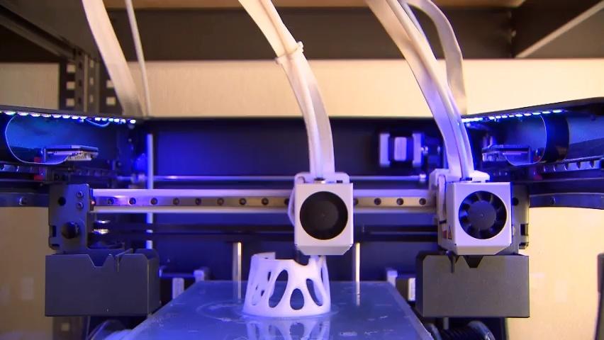 Spentys: '3D-printed plaster on the market by October' | BRUZZ