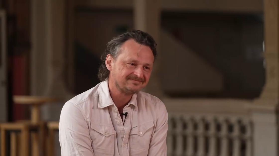 KIJK. Michael De Cock laat de KVS na 10 jaar los: 'Het was rock and ...