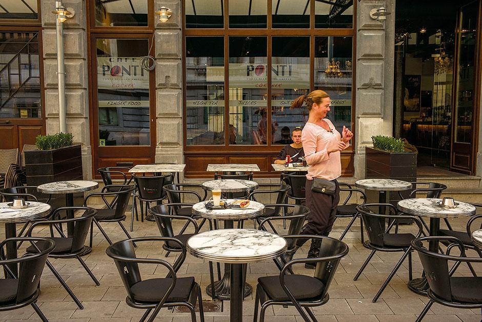 Café: Ponti Corner | BRUZZ