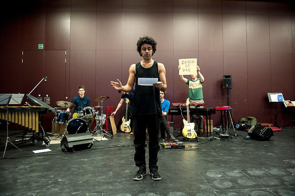 Haider Al Timimi: 'Goden maken alles menselijker' | BRUZZ