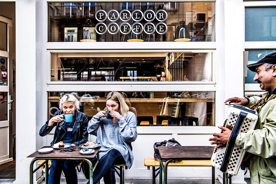 Café: Parlor Coffee | BRUZZ