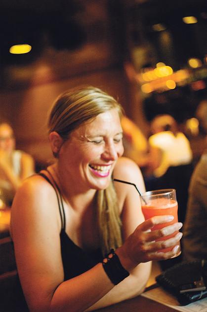 An Mertens debuteert met stadsroman: Verhalen uit de buik van Brussel ...