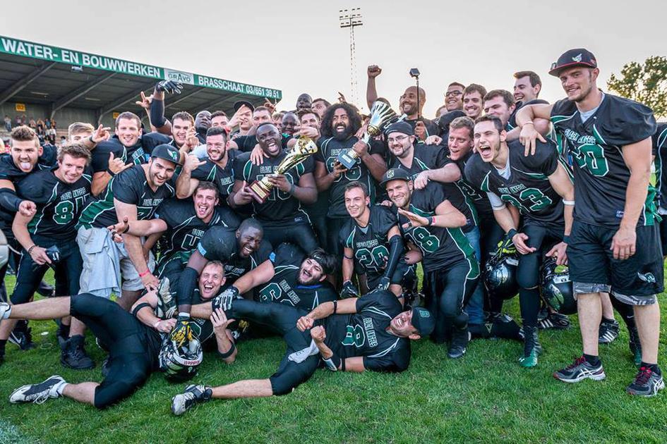 Belgian Bowl 2016: Brussels Black Angels vs Ostend Pirates | BRUZZ