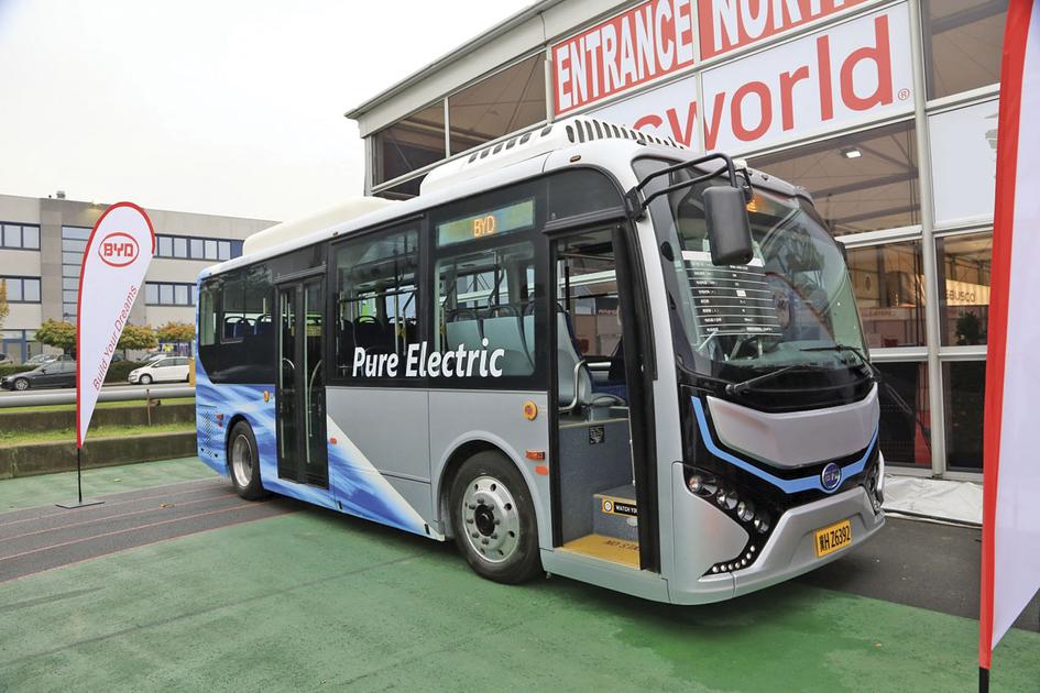 MIVB koopt 7 elektrische minibussen | BRUZZ