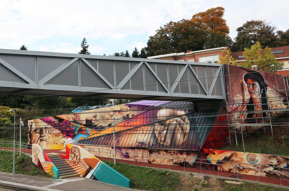 Gezien: enorme muurschildering station Ukkel | BRUZZ