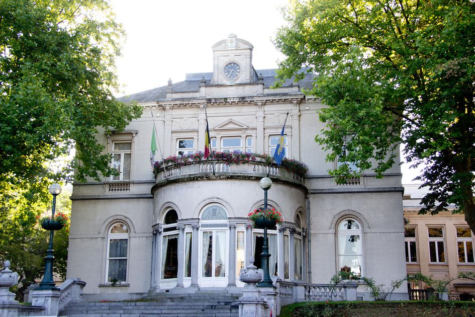 Britse aanvragen tot naturalisatie stijgen in Elsene | BRUZZ