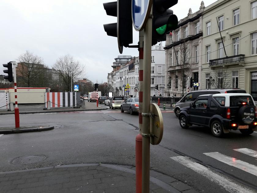 Chaos aan Hallepoort blijft uit | BRUZZ